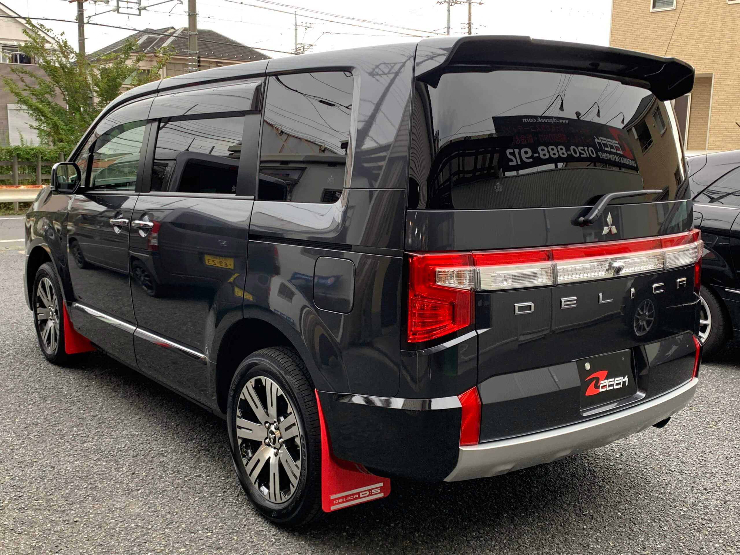 デリカD5 – CAR BEAUTY PRO ZEEK